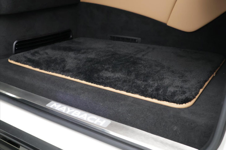 Mercedes-Benz Třídy G 6,0 650 Maybach Landaulet AMG | Autocentrum DAVO ...